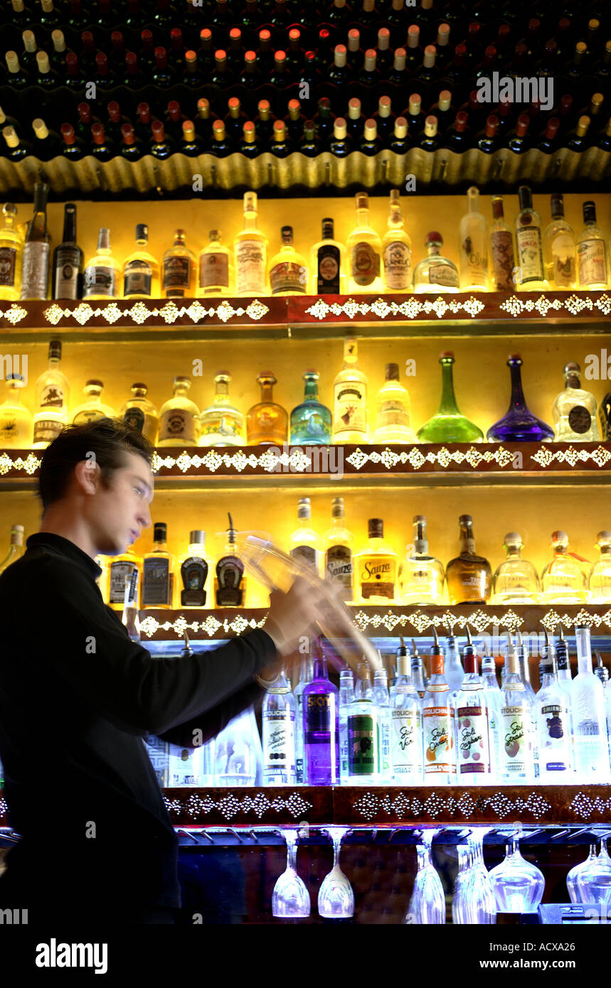 Cocktail bottles behind bar club hi-res stock photography and images ...