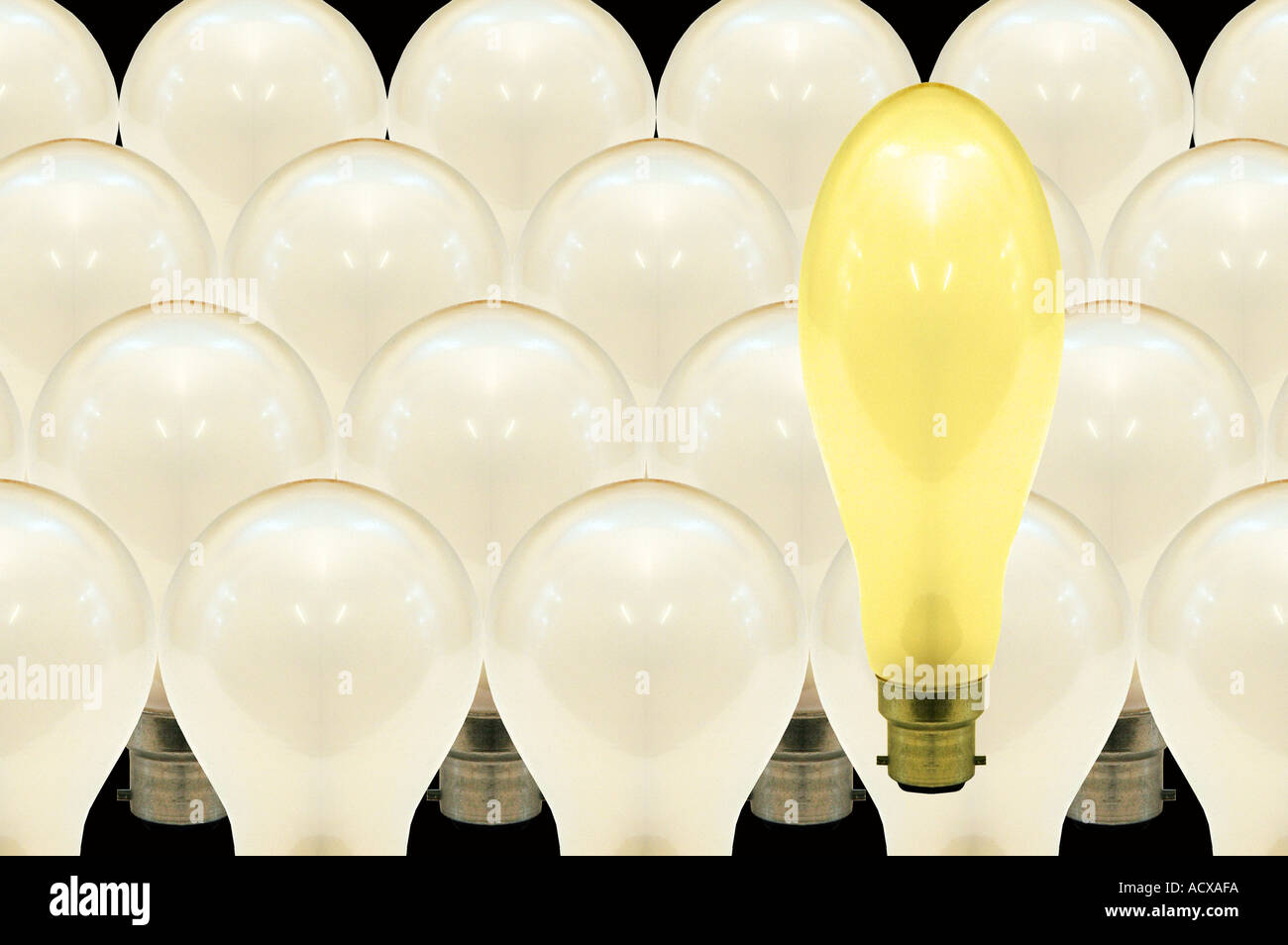 Rounded bulbs hi-res stock photography and images - Alamy