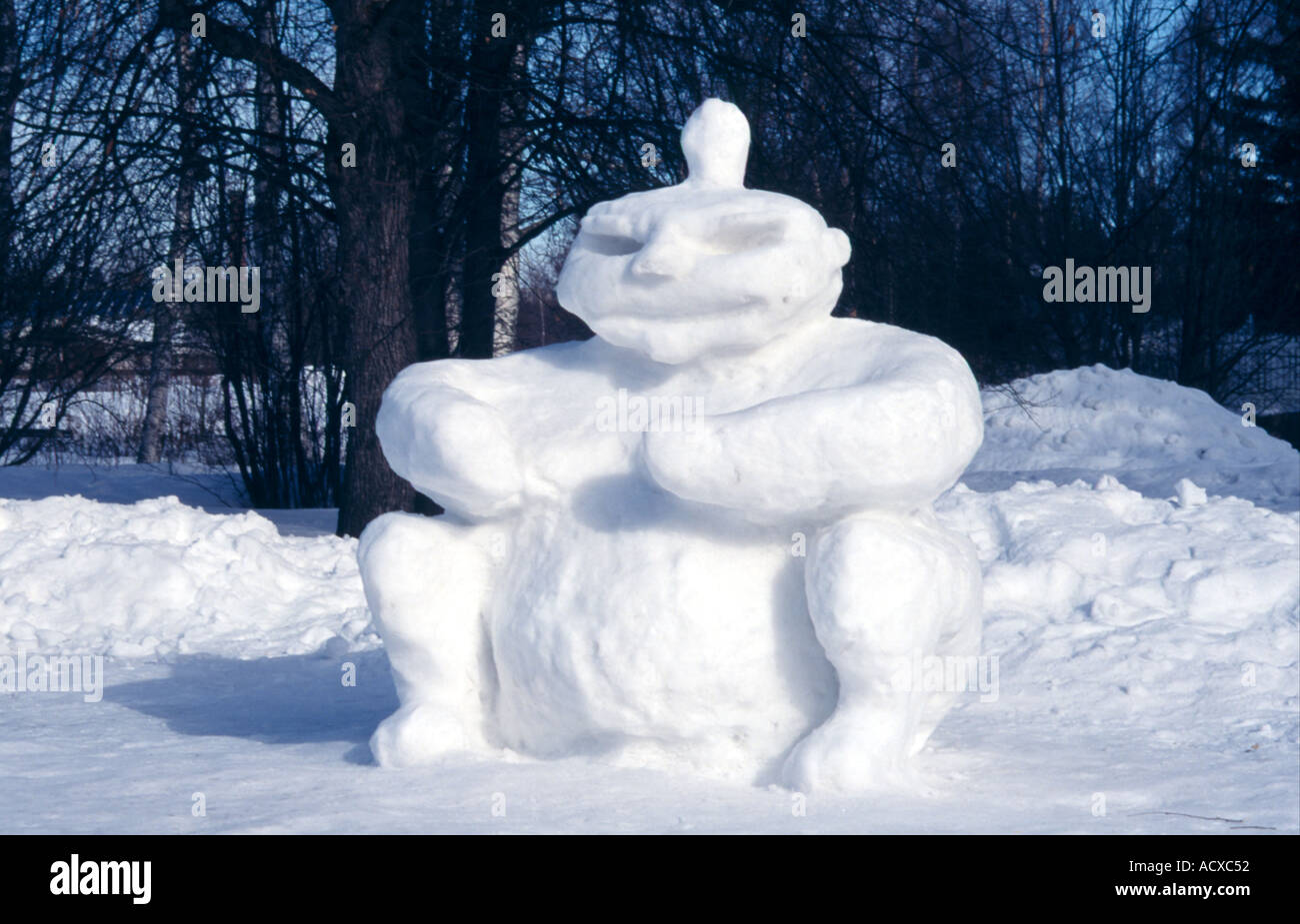 Fat snowman hi-res stock photography and images - Alamy