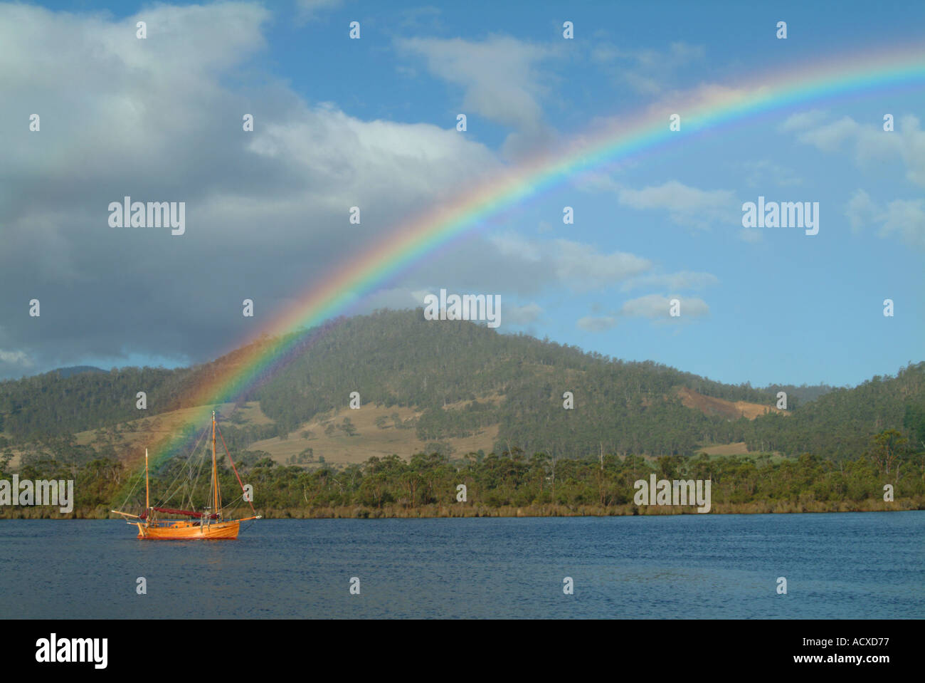Over huon river hi-res stock photography and images - Alamy