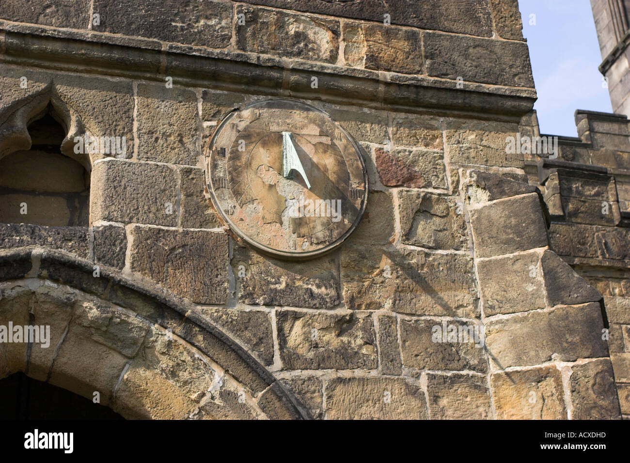 Saxon sundial hi-res stock photography and images - Alamy