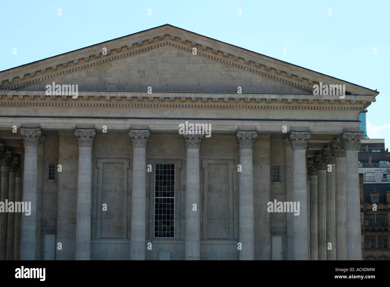 Columns classical hi-res stock photography and images - Alamy