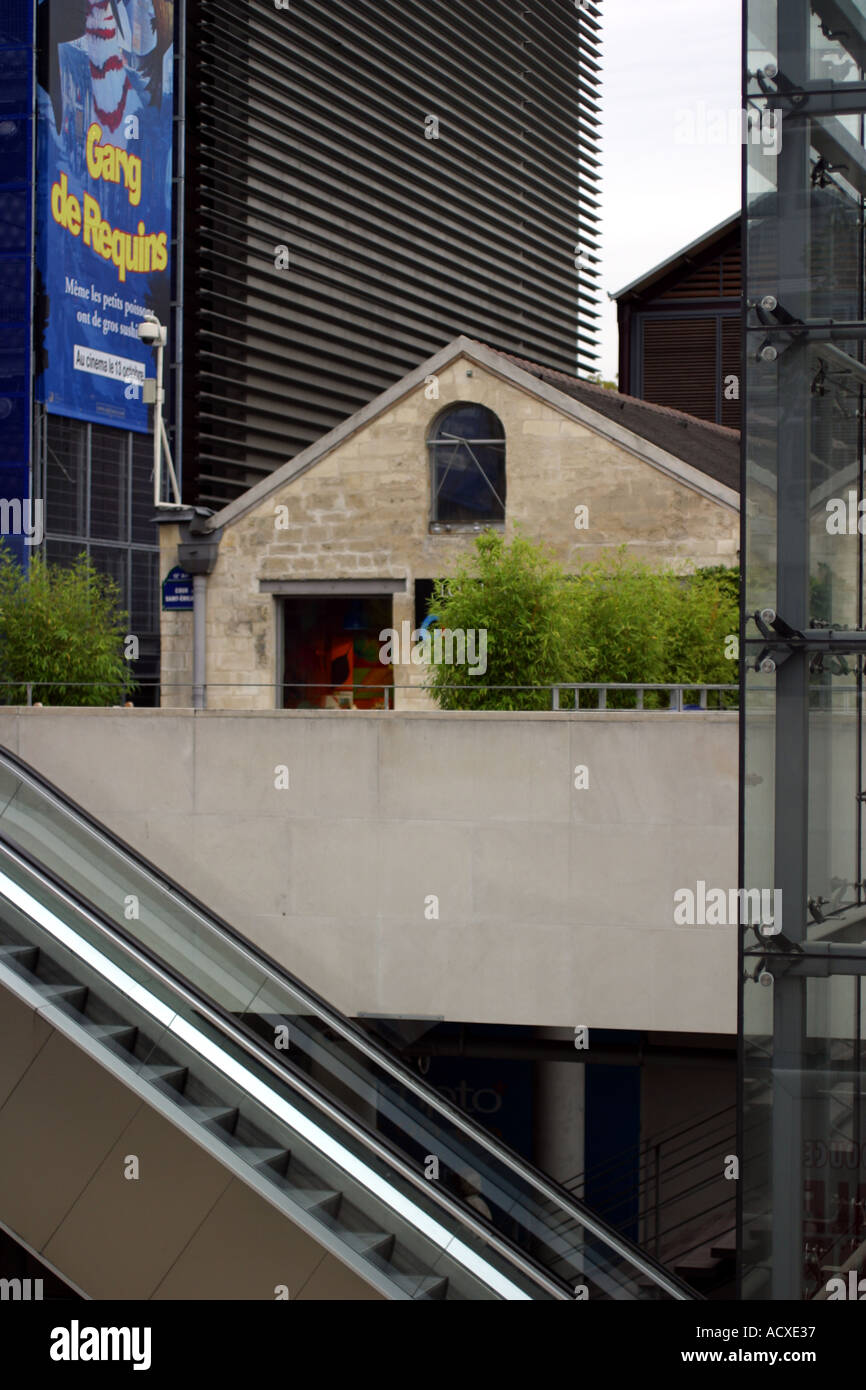 Paris bercy village hi-res stock photography and images - Alamy