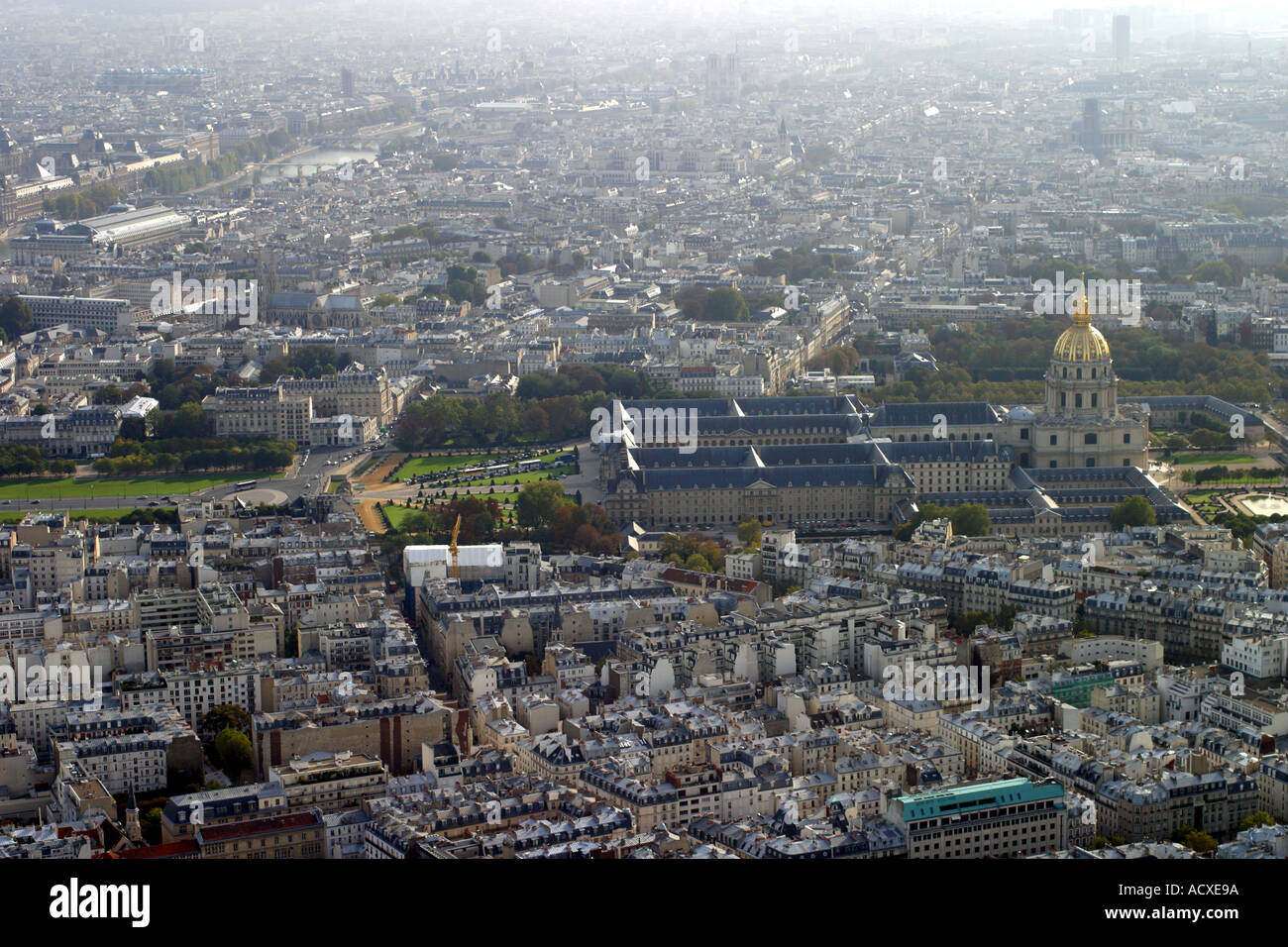 Population density paris hi-res stock photography and images - Alamy