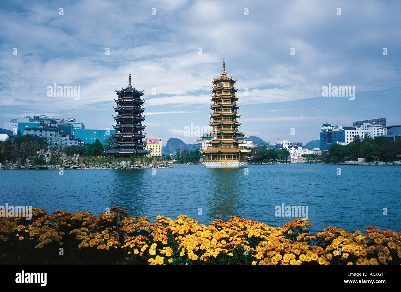 Guilin Towers High Resolution Stock Photography and Images - Alamy