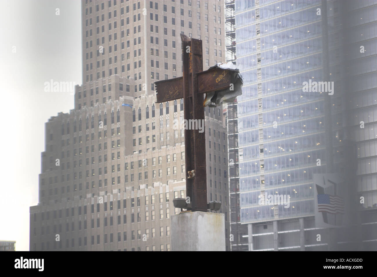 Cross cross concrete beams hi-res stock photography and images - Alamy