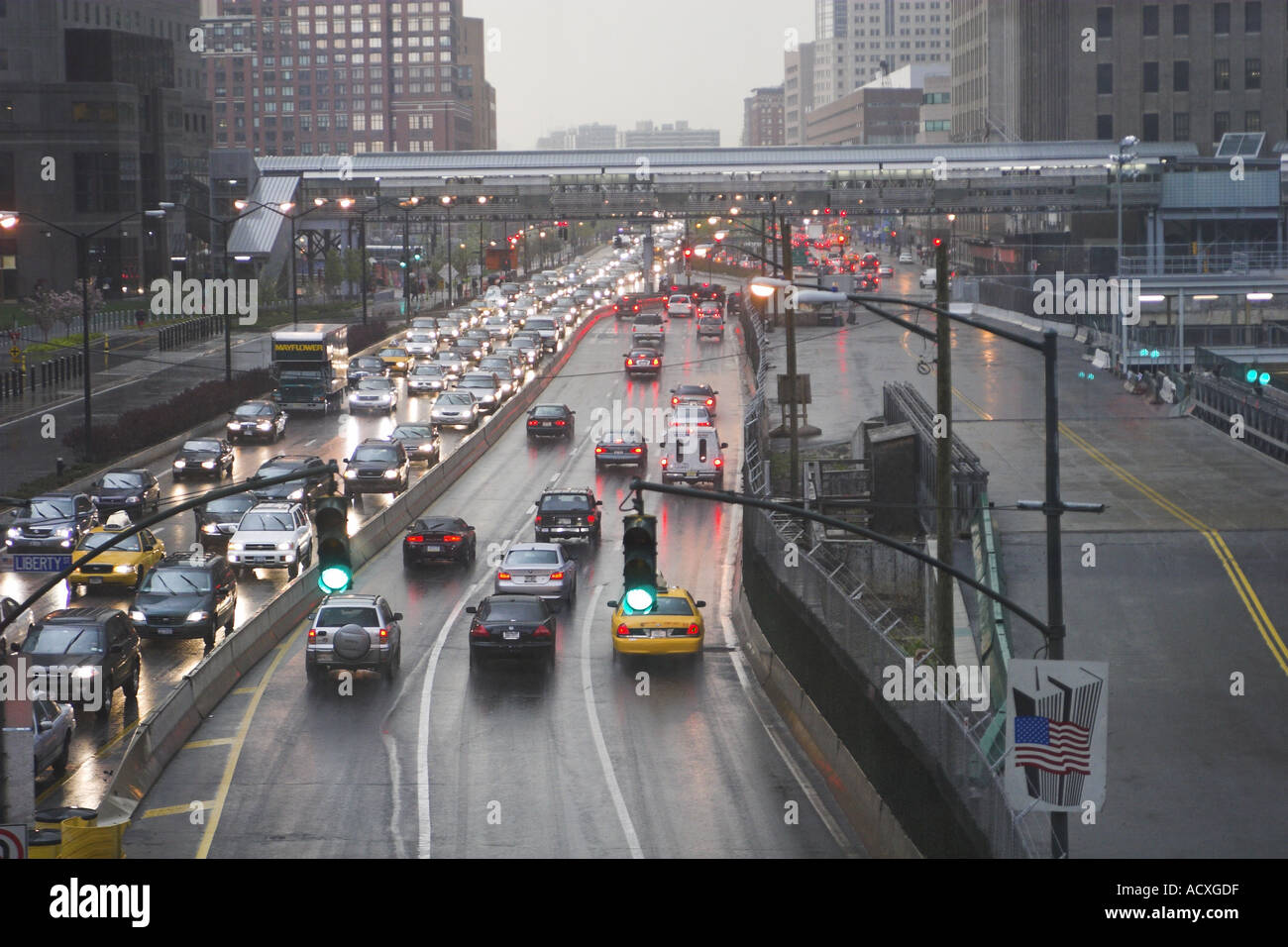 Slow traffic jam new york road hi-res stock photography and images - Alamy