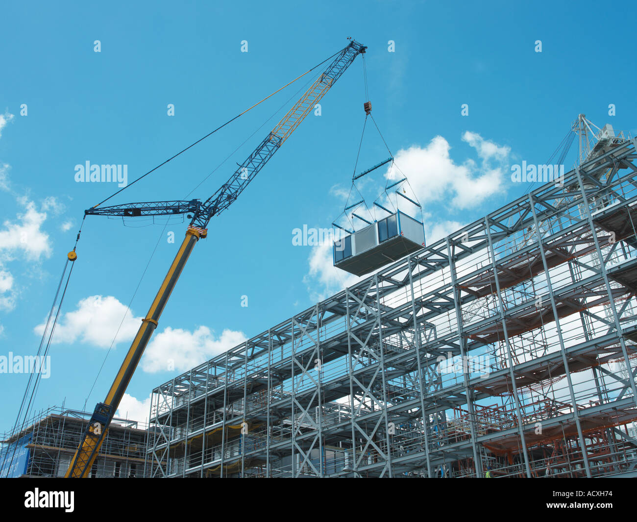 Modular construction and crane hi-res stock photography and images - Alamy
