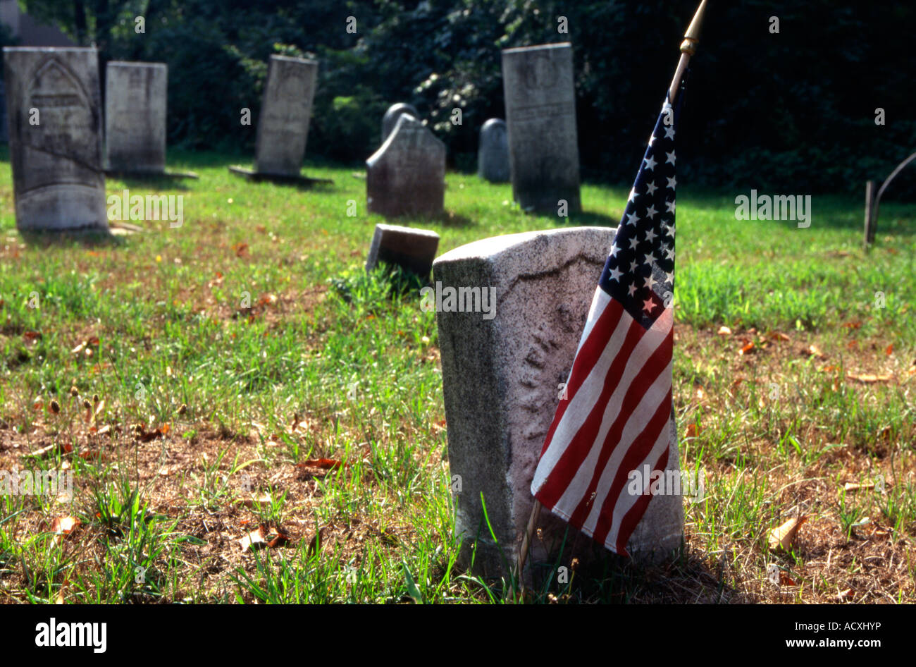 Burial casket flag hi-res stock photography and images - Alamy