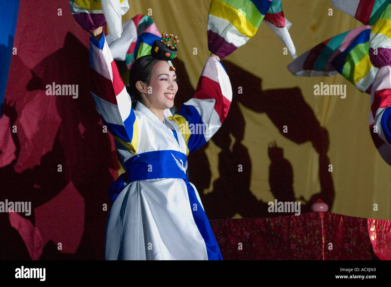 Korean cultural festival hi-res stock photography and images - Alamy