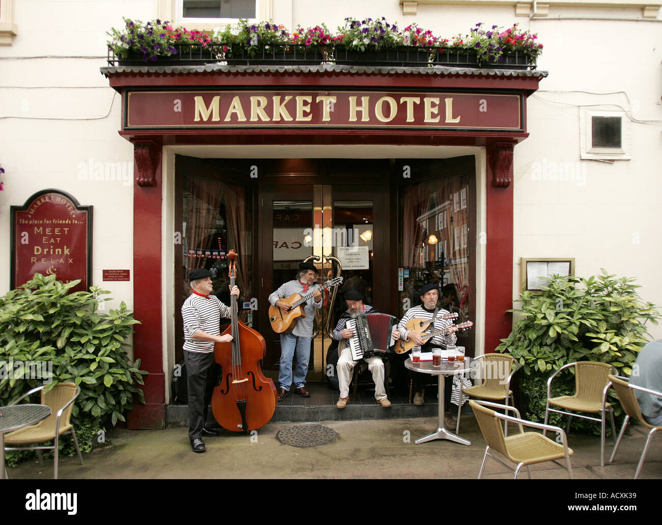 Frenchmen street market hi-res stock photography and images - Alamy
