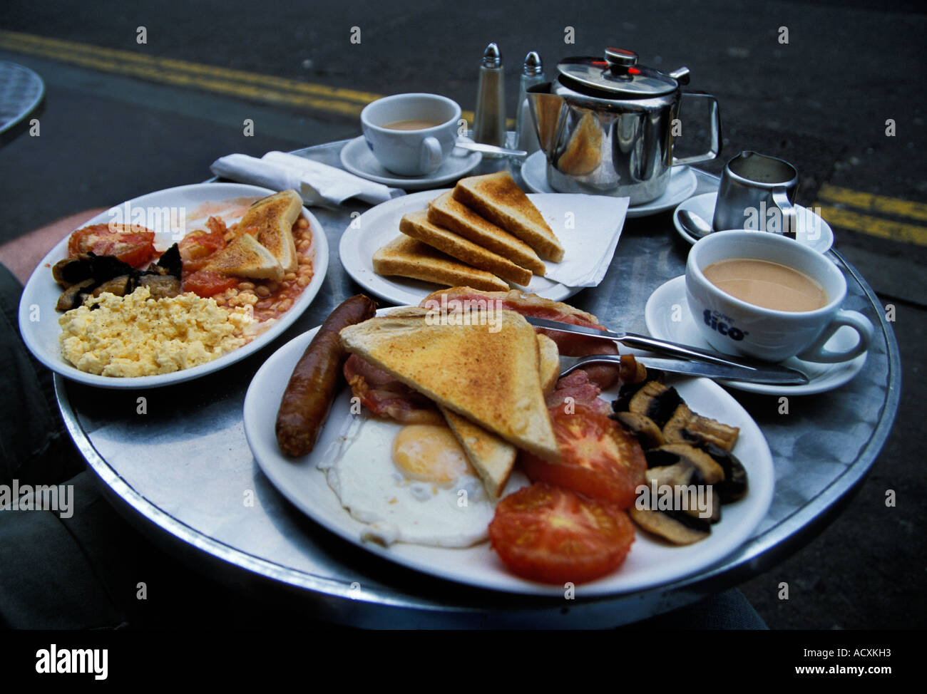 Full English Breakfast Stock Photo - Alamy
