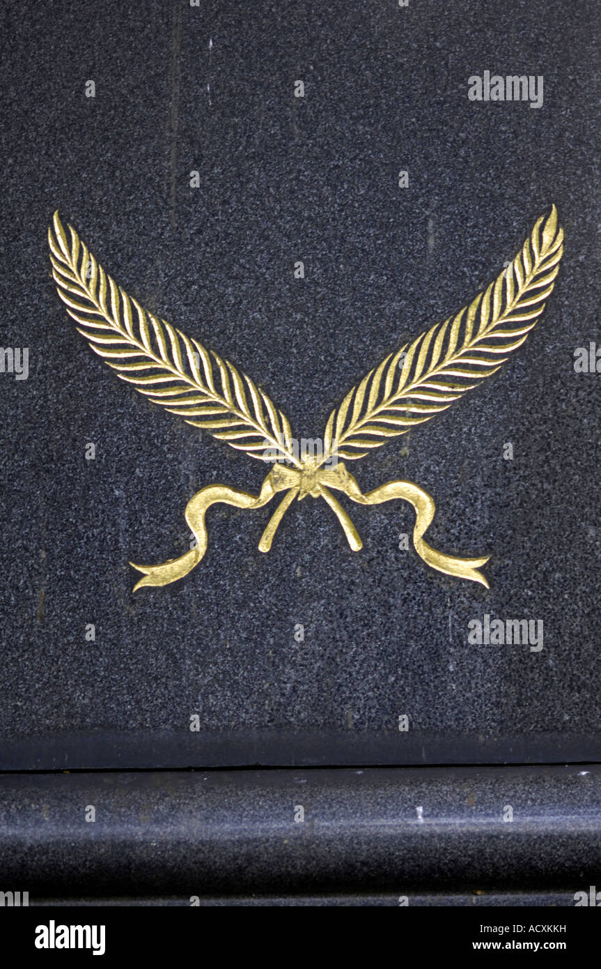 feathers gold golden two gravestone burial german germany deutsch ...