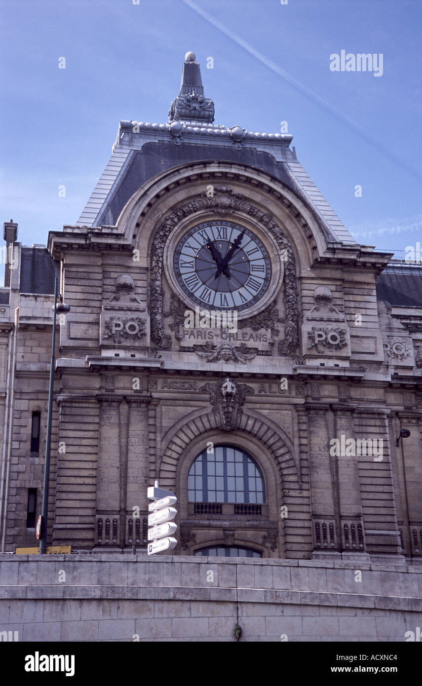 The art gallery Cut Out Stock Images & Pictures - Alamy