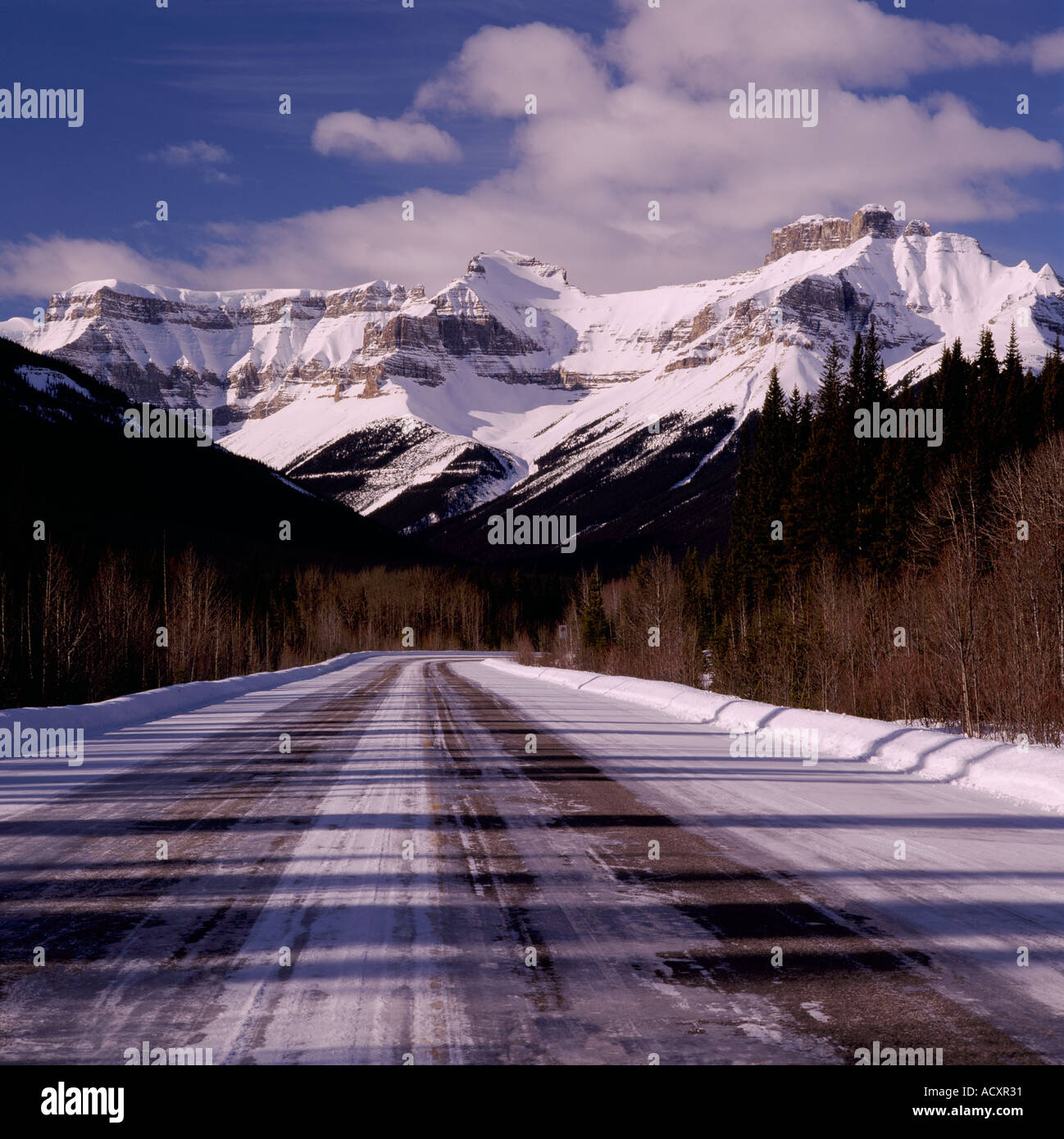 Highway 2 alberta hi-res stock photography and images - Alamy