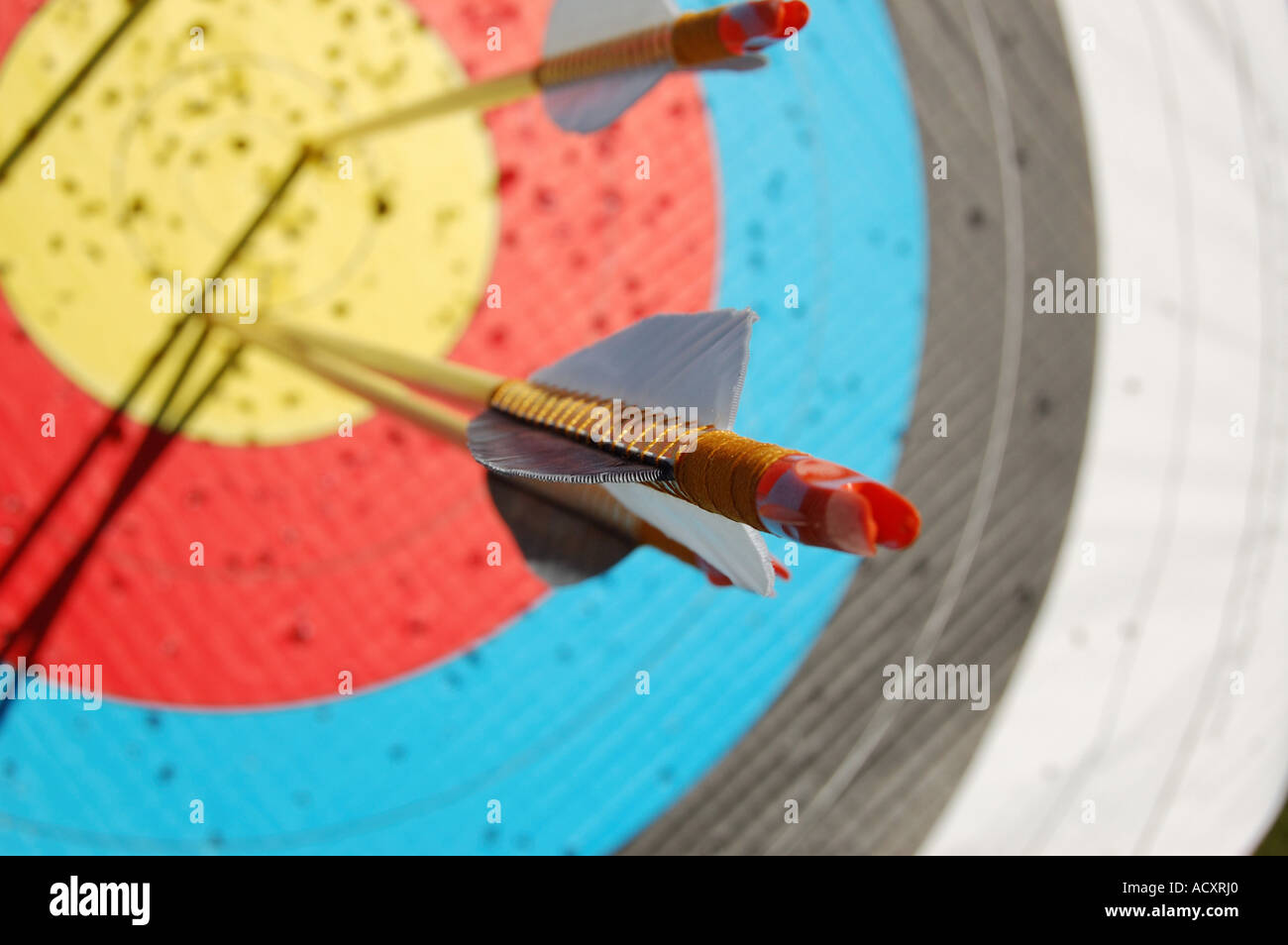 English archer longbow hi-res stock photography and images - Alamy