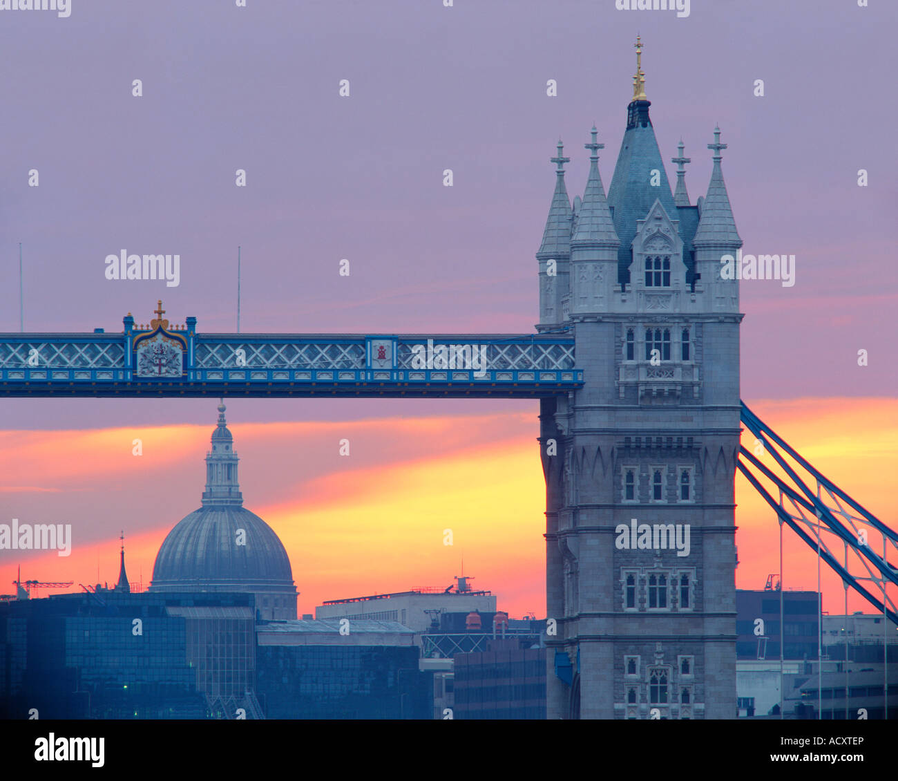 GB LONDON TOWER BRIDGE ST PAULS CATHEDRAL Stock Photo - Alamy