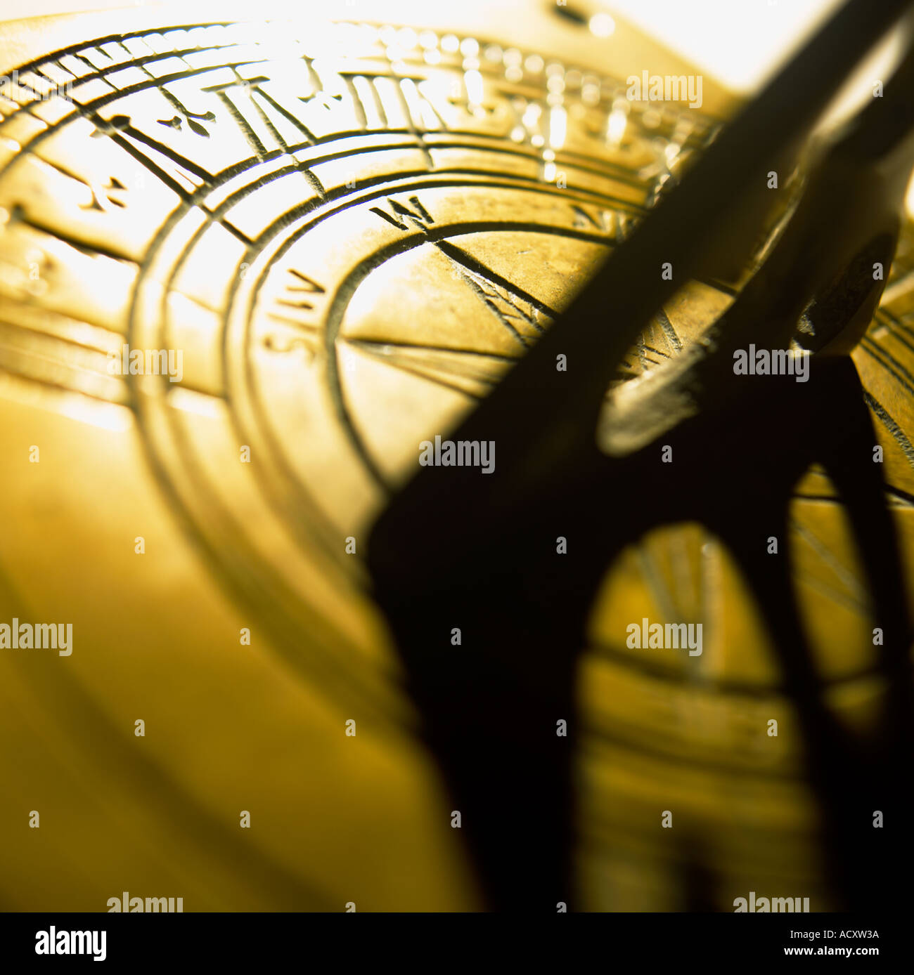 Time clocks hours sun hi-res stock photography and images - Alamy