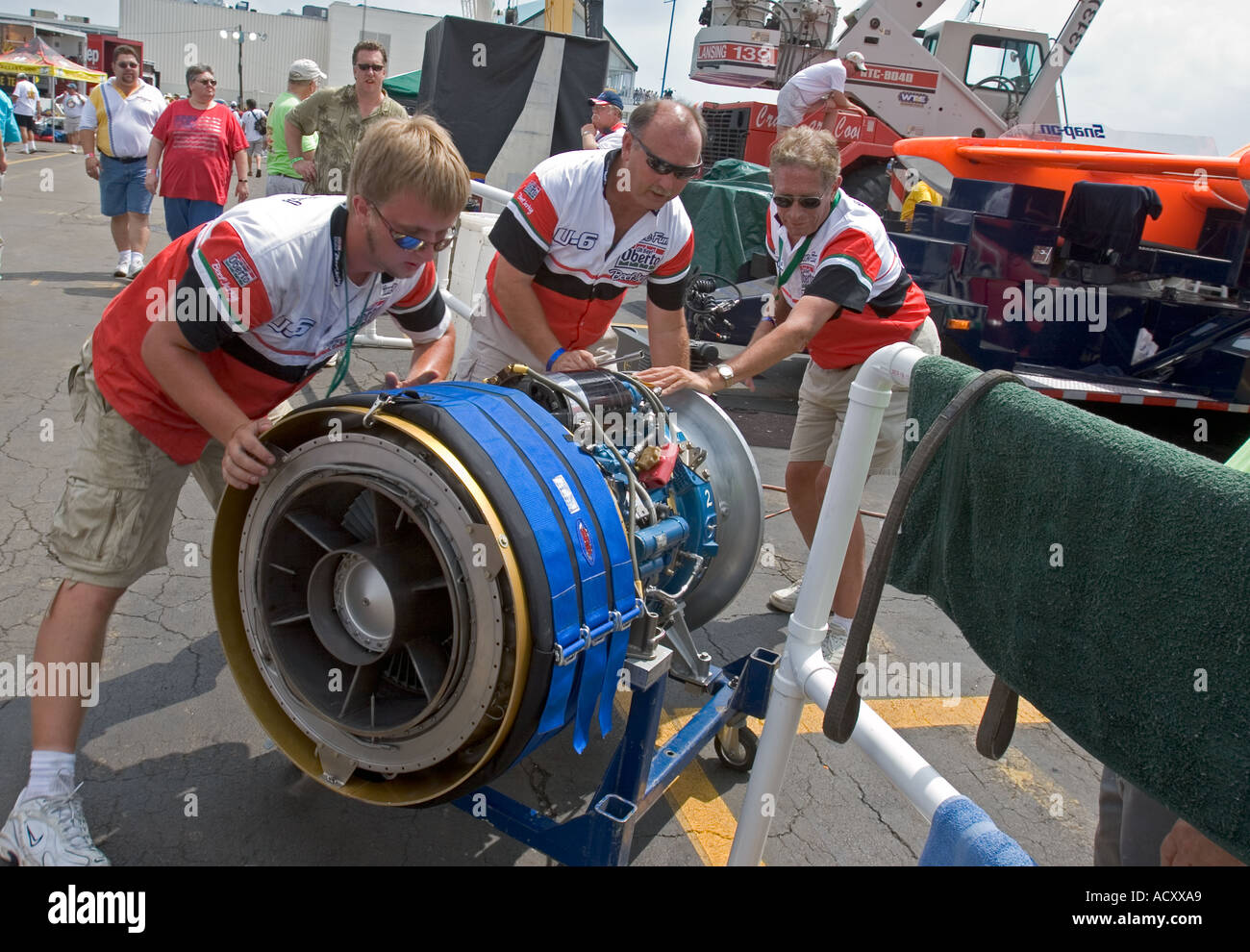 Crew Changes Engine During Gold Cup Hydroplane Races on Detroit River ...
