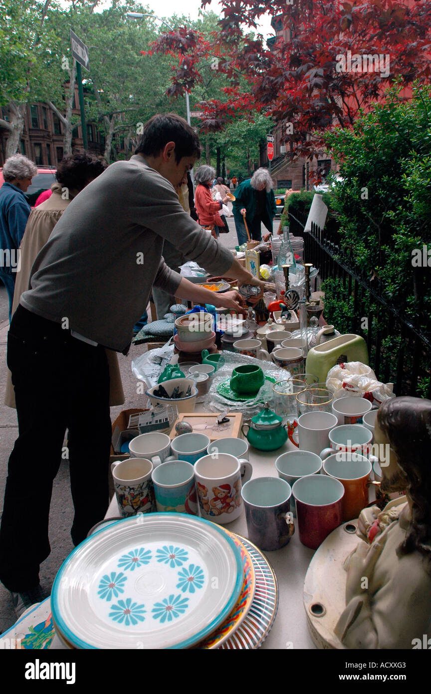 Brooklyn stoop sale hi-res stock photography and images - Alamy