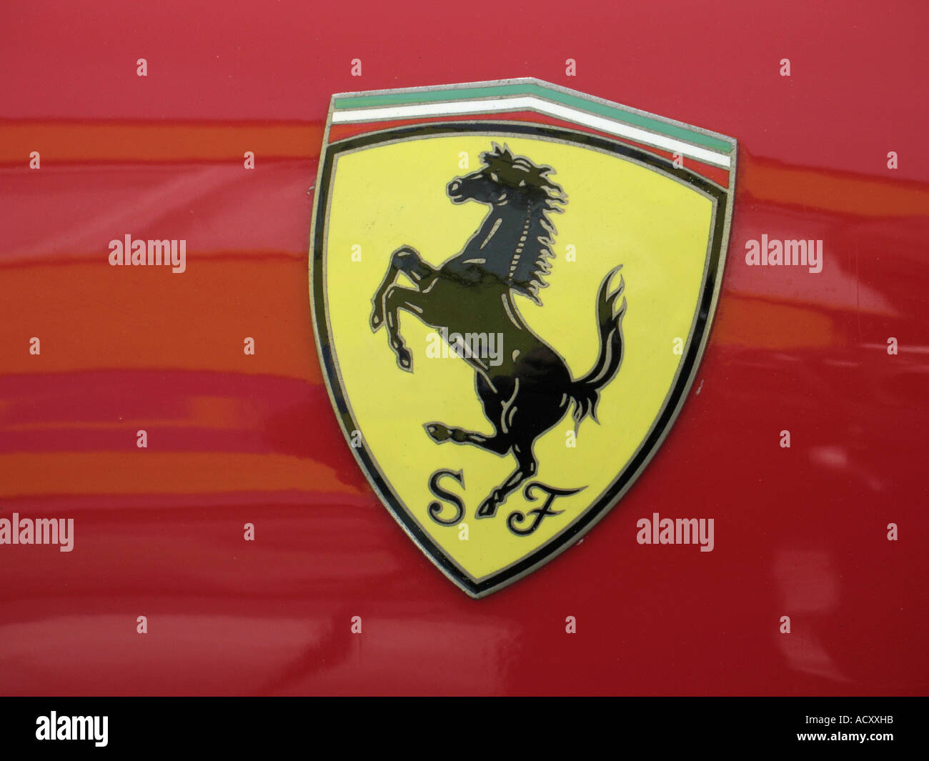 Ferrari badge hi-res stock photography and images - Alamy