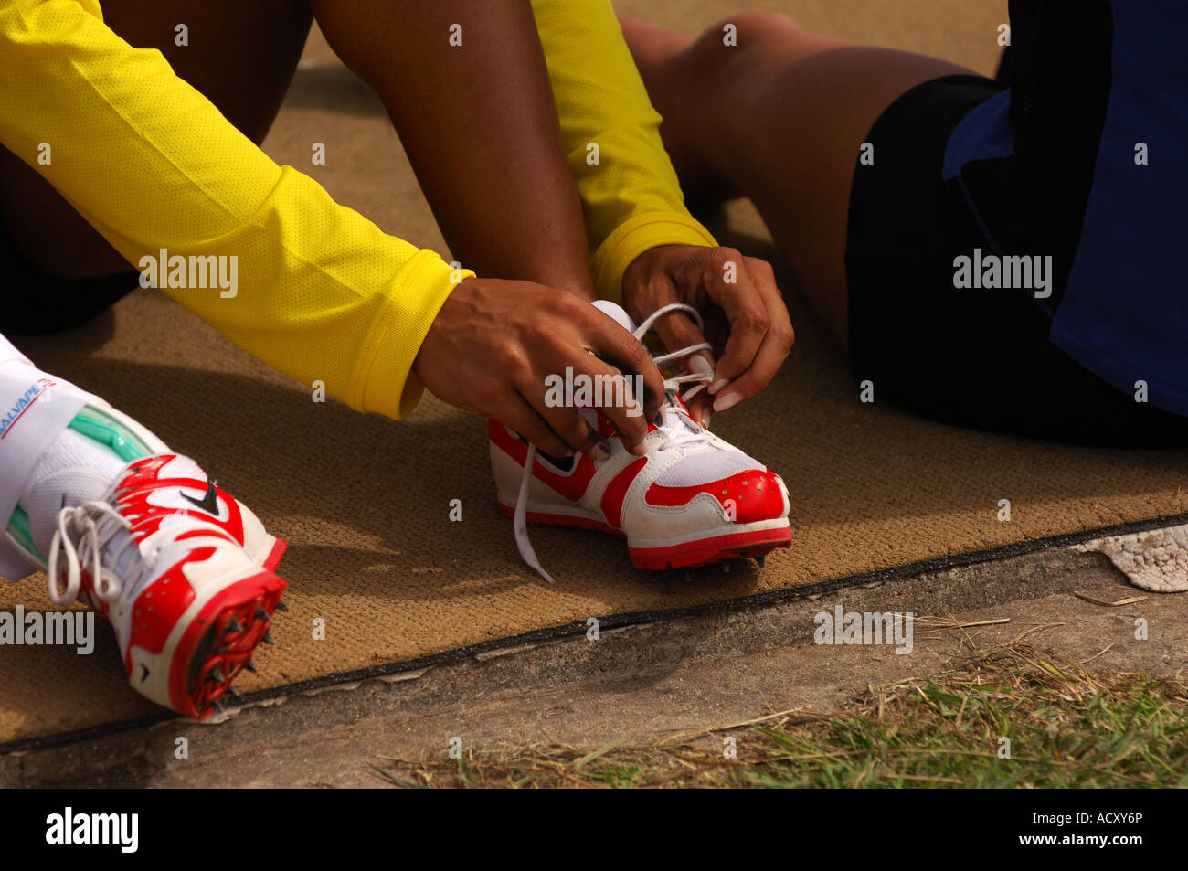 athlete preparing for run Stock Photo - Alamy