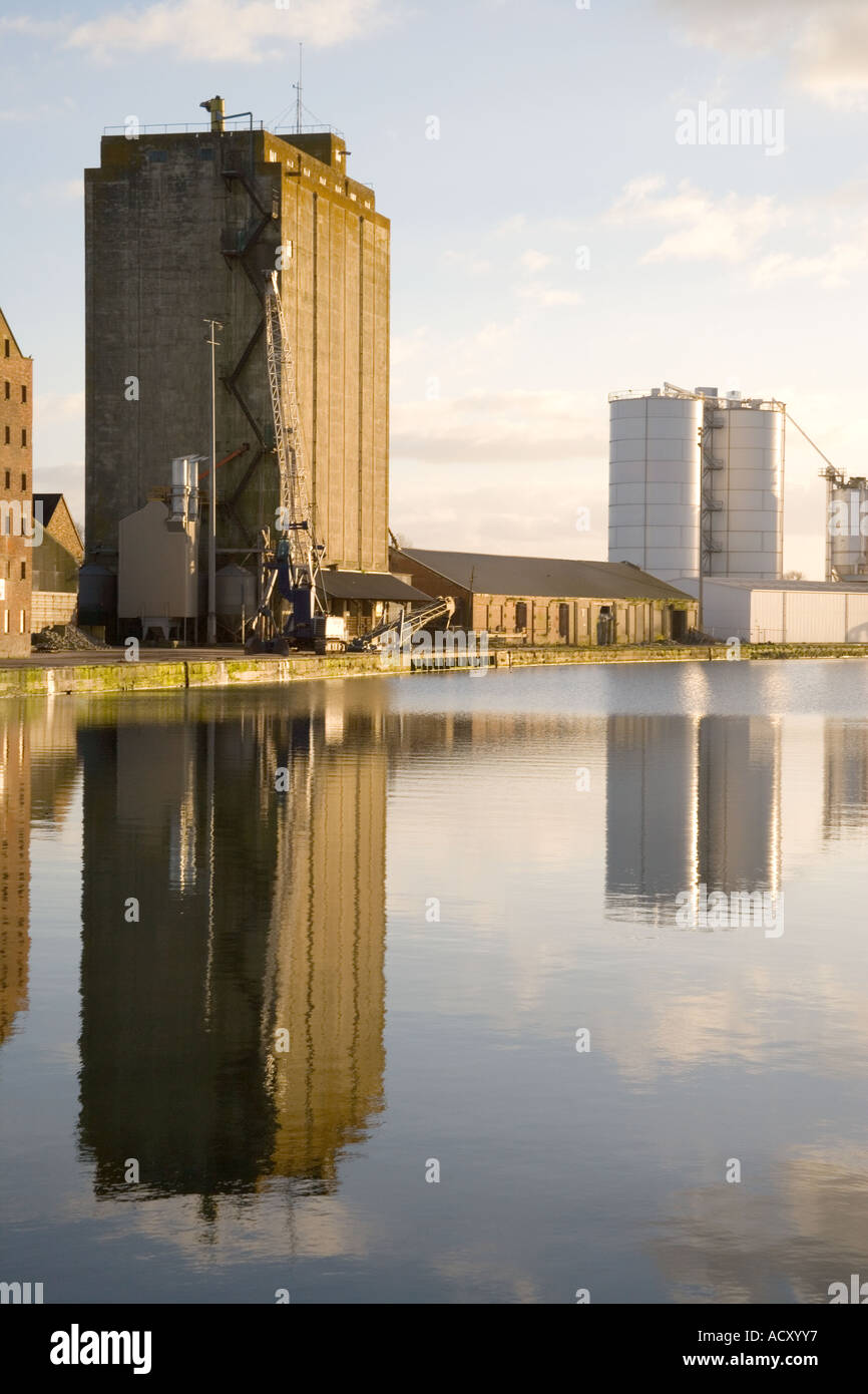 Sharpness docks hi-res stock photography and images - Alamy