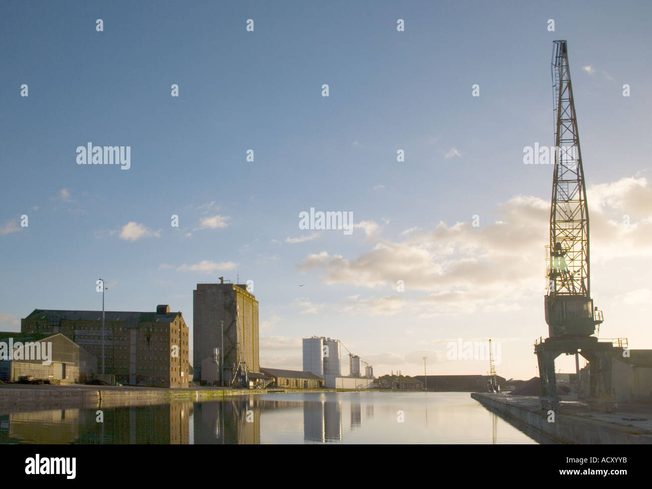 Sharpness docks hi-res stock photography and images - Alamy