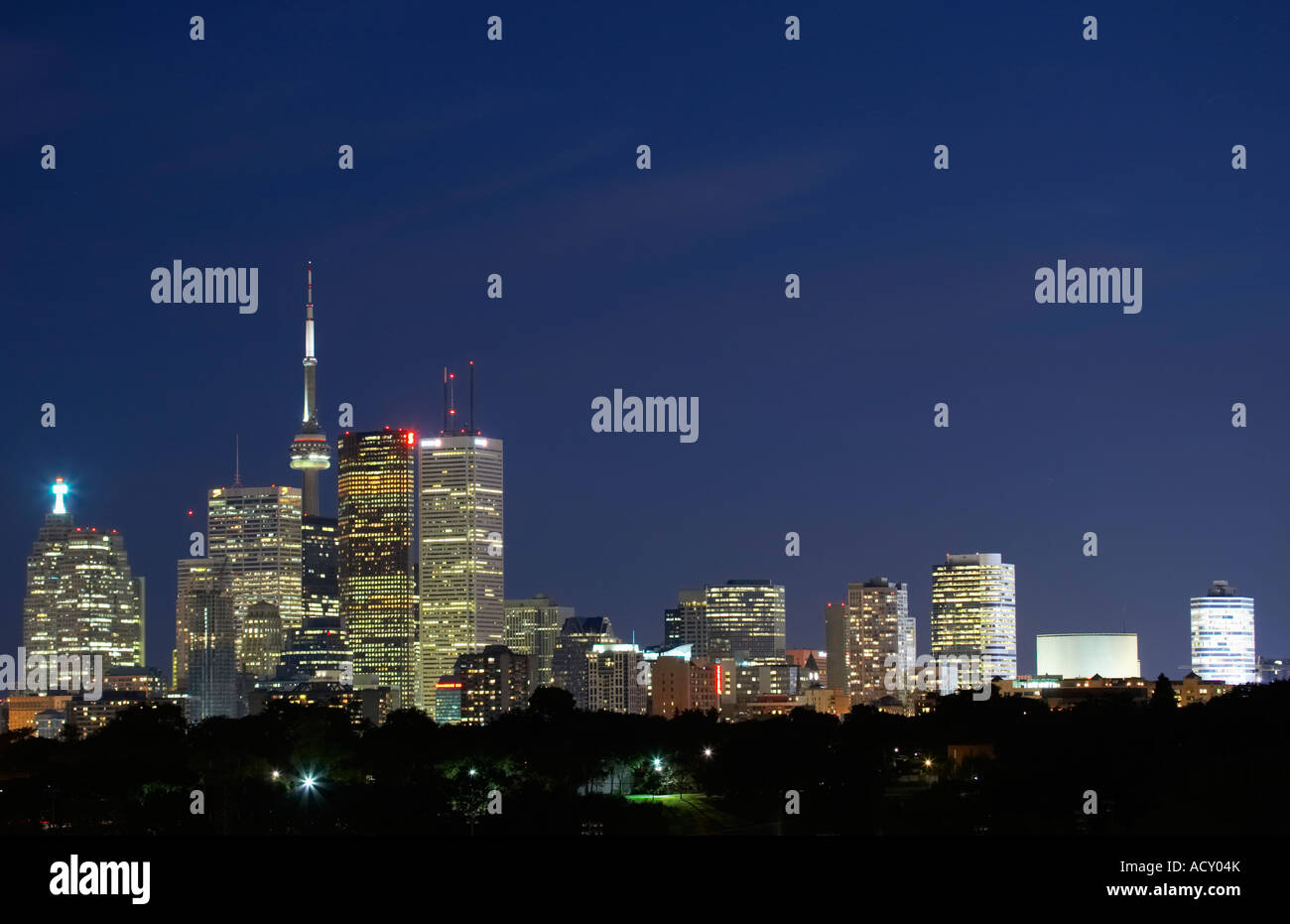 Toronto high rise buildings hi-res stock photography and images - Alamy