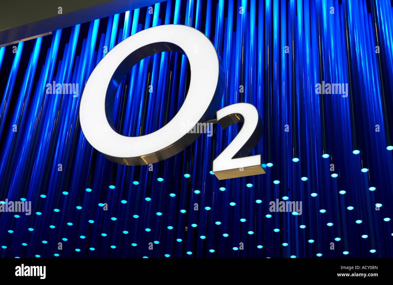 Internationals Radio And Television Exhibition 2006 -logo of o2, Berlin ...