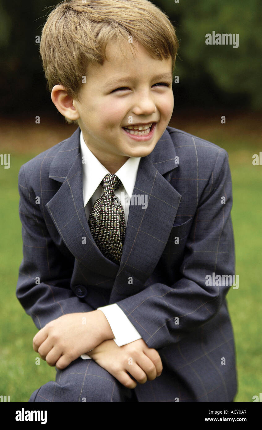 Boy in suit and tie Stock Photo - Alamy