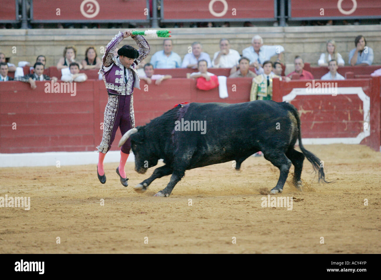 Banderillero toros hi-res stock photography and images - Alamy