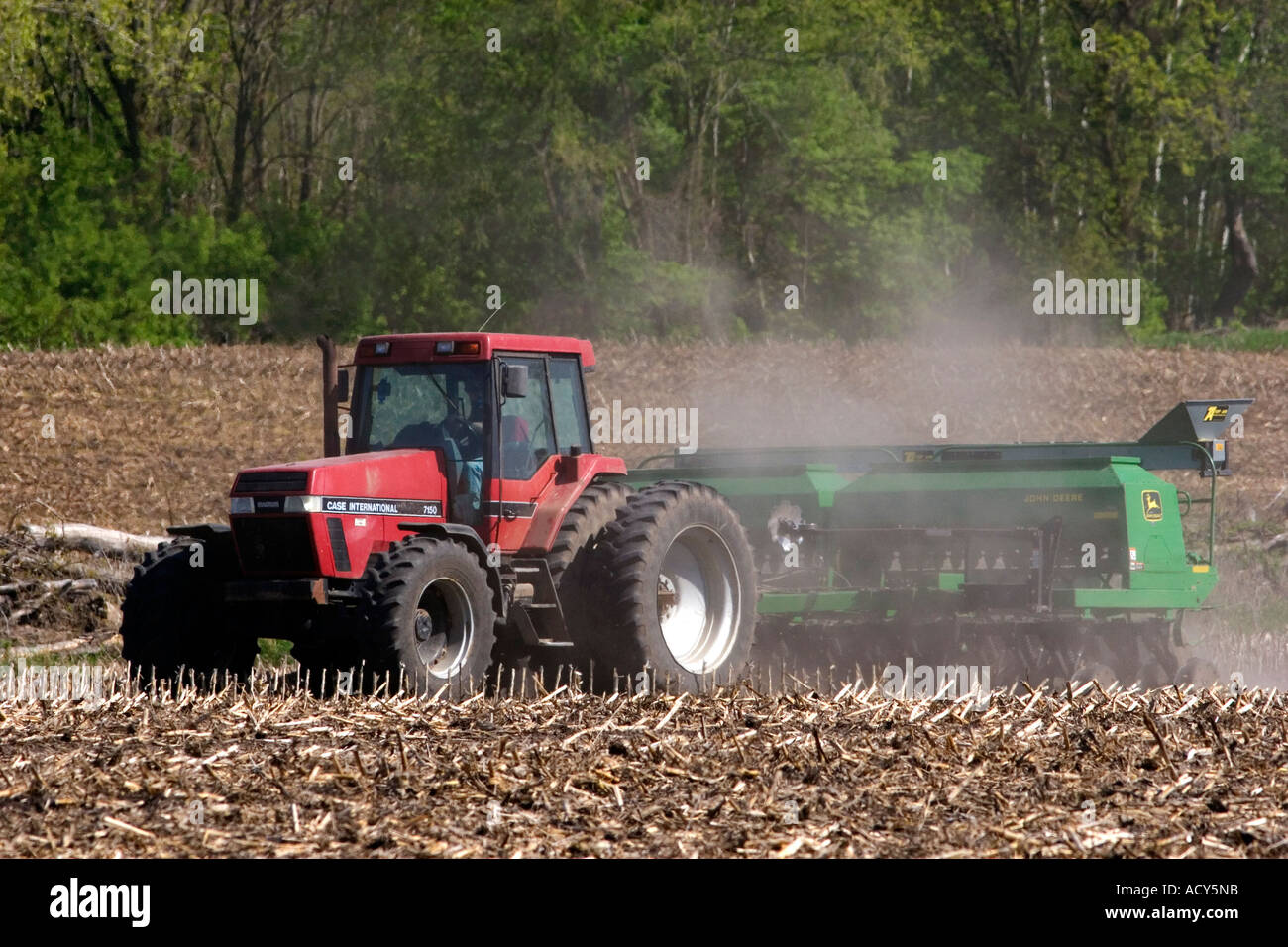 Minimum tillage hi-res stock photography and images - Alamy