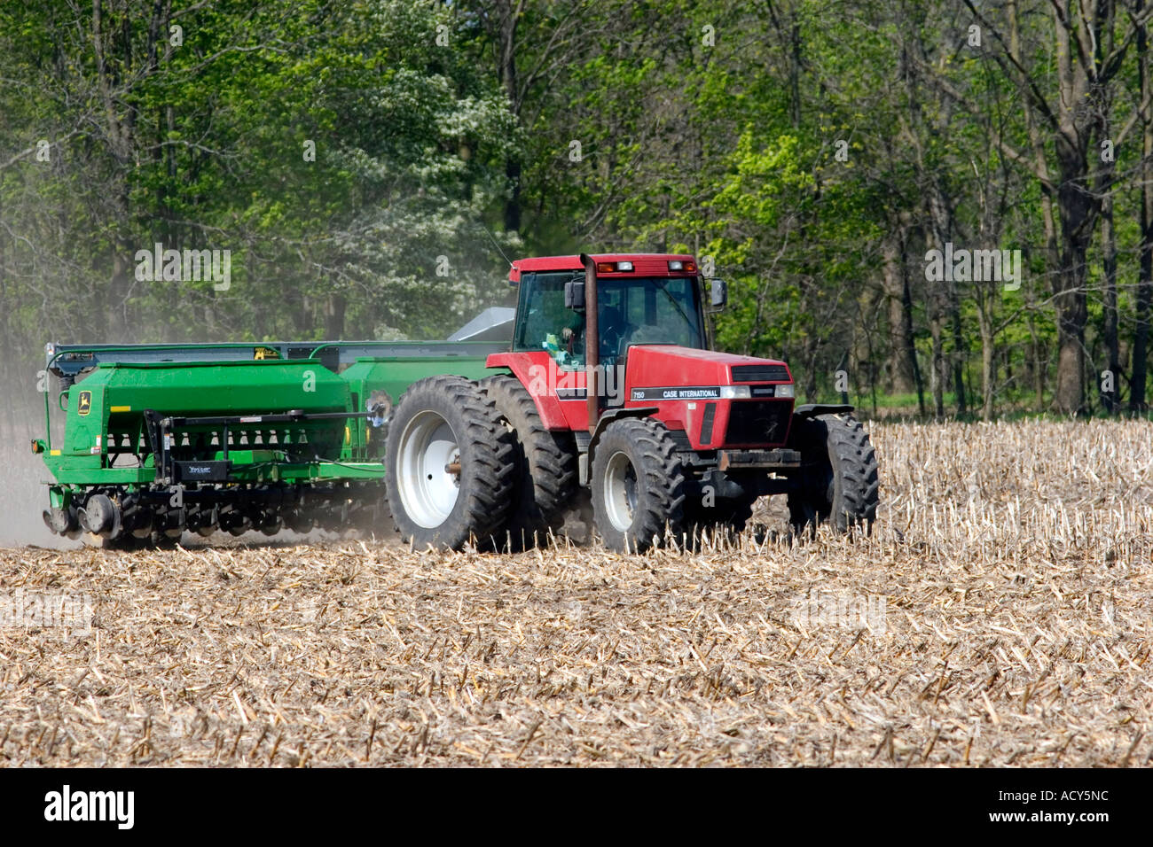 Minimum tillage hi-res stock photography and images - Alamy
