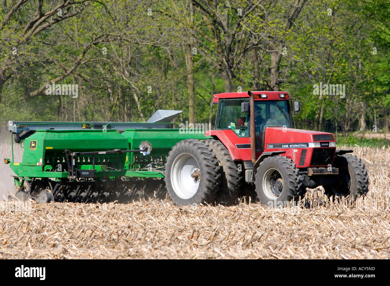 Minimum tillage hi-res stock photography and images - Alamy