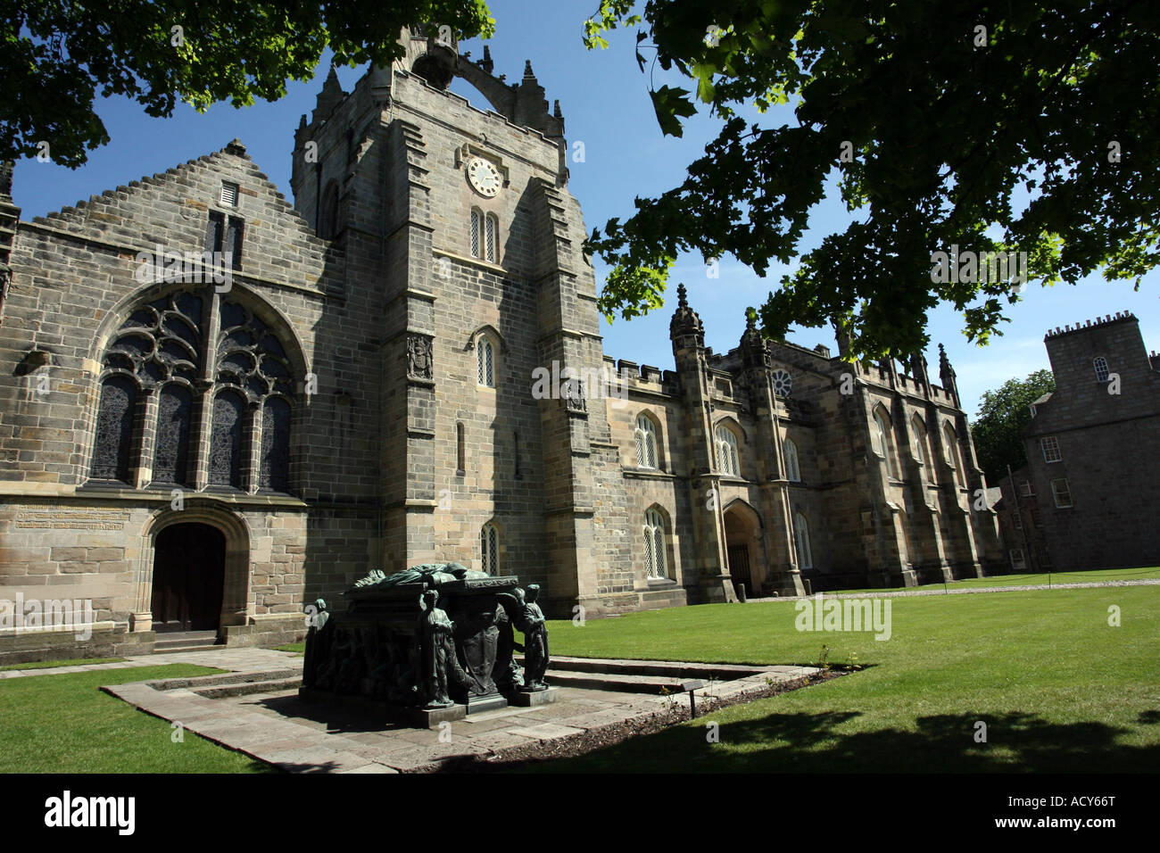 King's College at the University of Aberdeen, in the city of Aberdeen ...