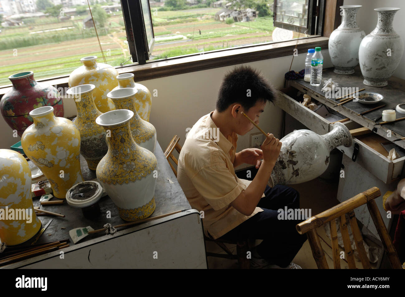 Porcelin factory hi-res stock photography and images - Alamy