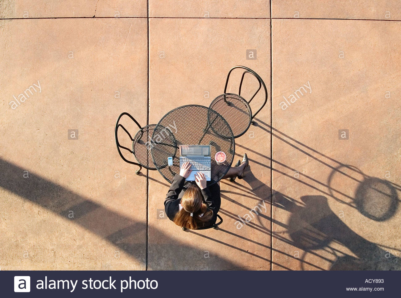 Overhead Laptop Stock Photos & Overhead Laptop Stock Images - Alamy
