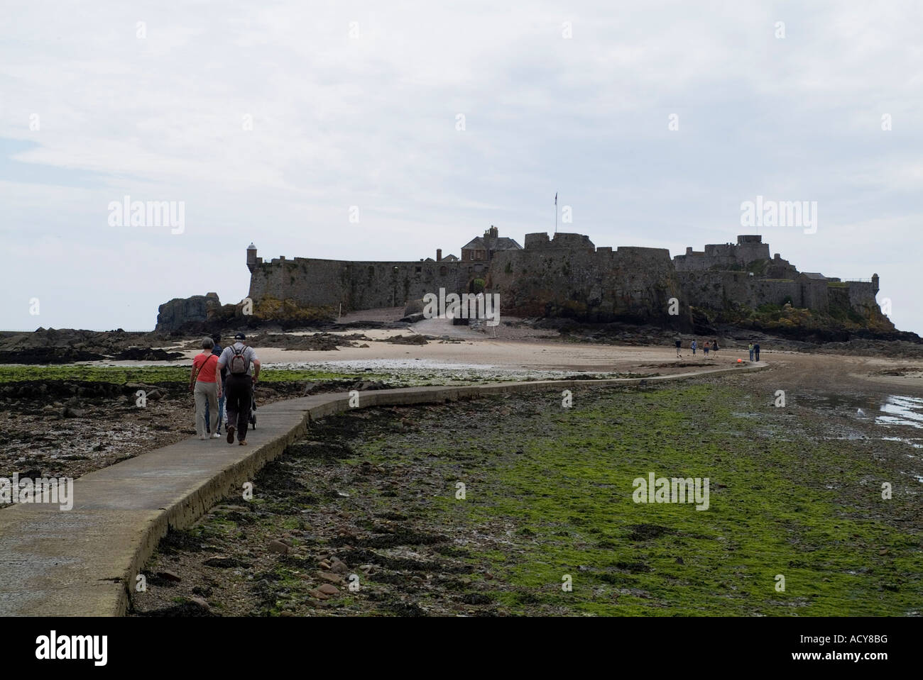 Jersey st helier beach walking hi-res stock photography and images - Alamy