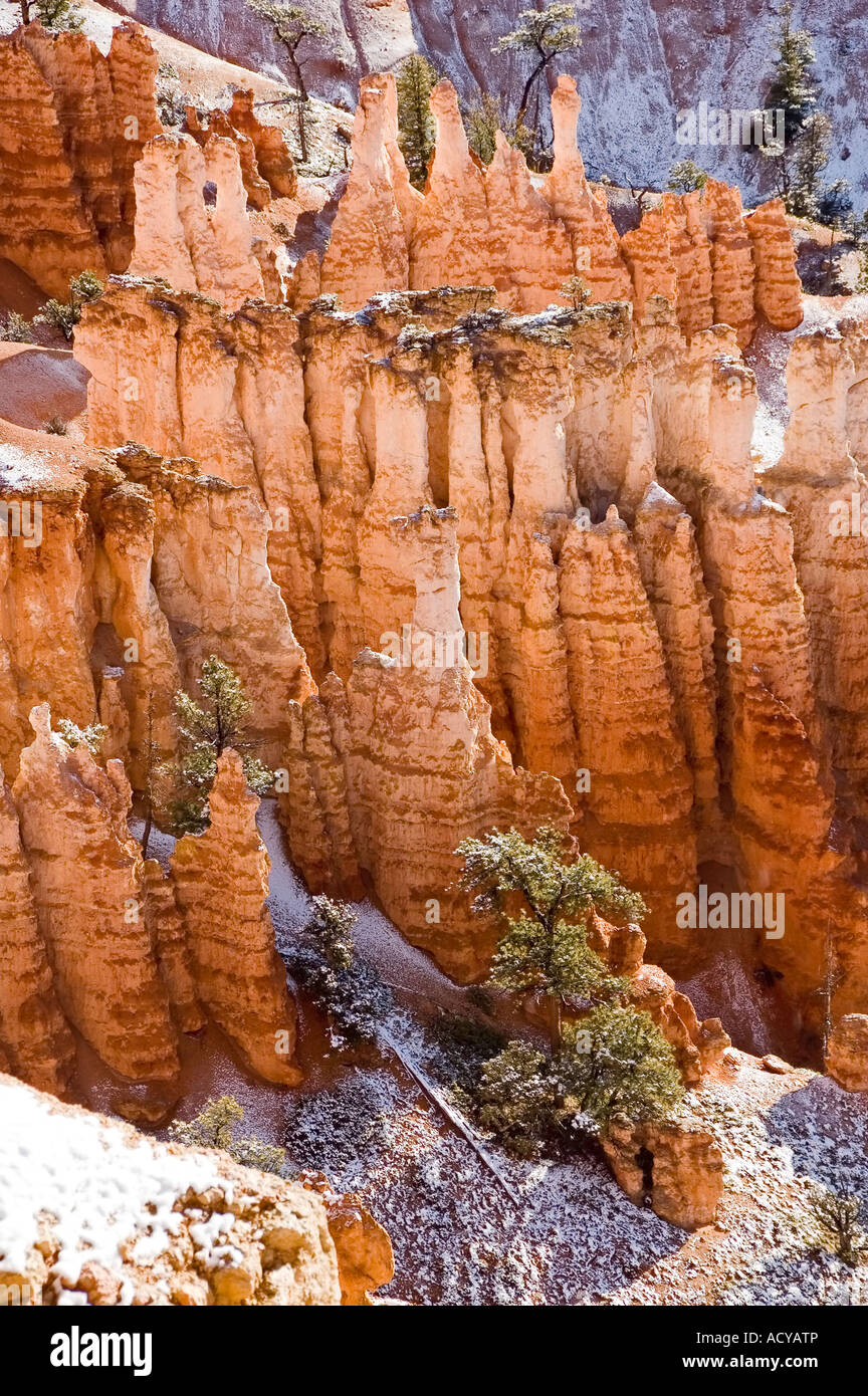 A picture illustrating some of the many of the features of Bryce Canyon ...