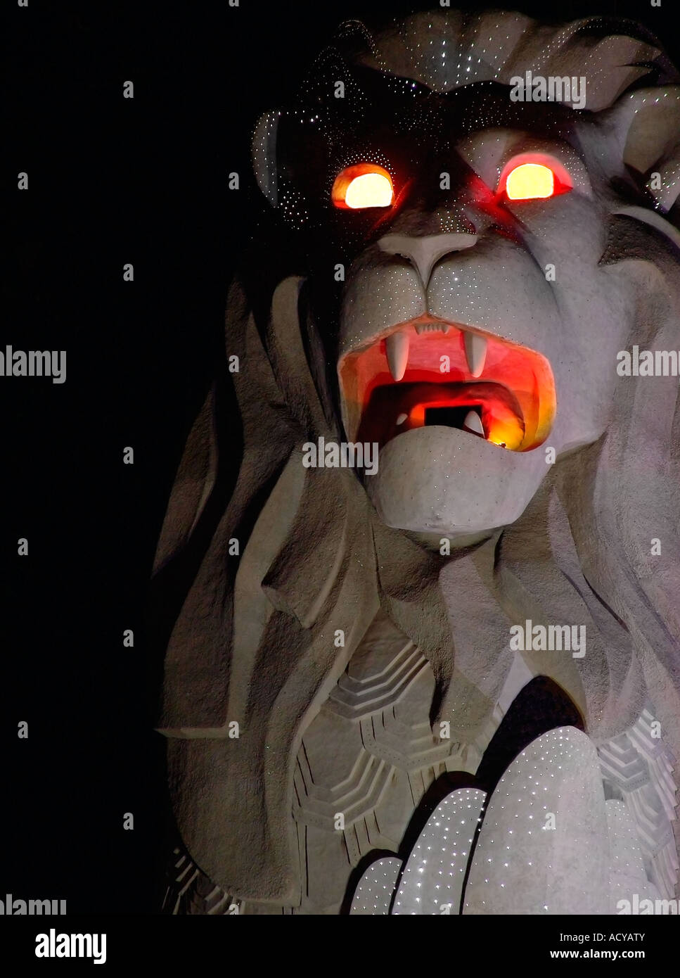 Sentosa Merlion at night, Sentosa Merlion, Singapore Stock Photo - Alamy