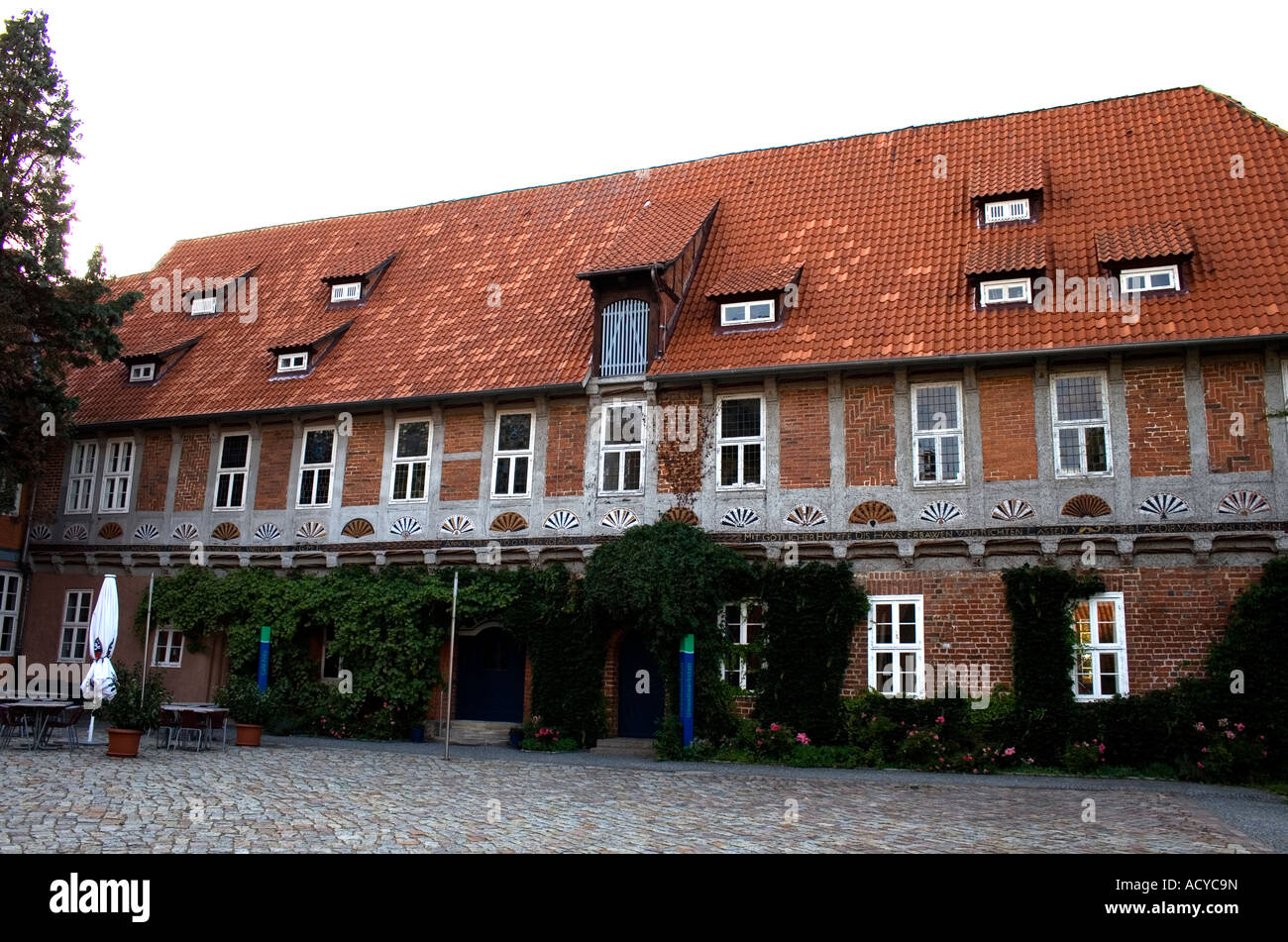 Bleckede old castle and palace Stock Photo - Alamy