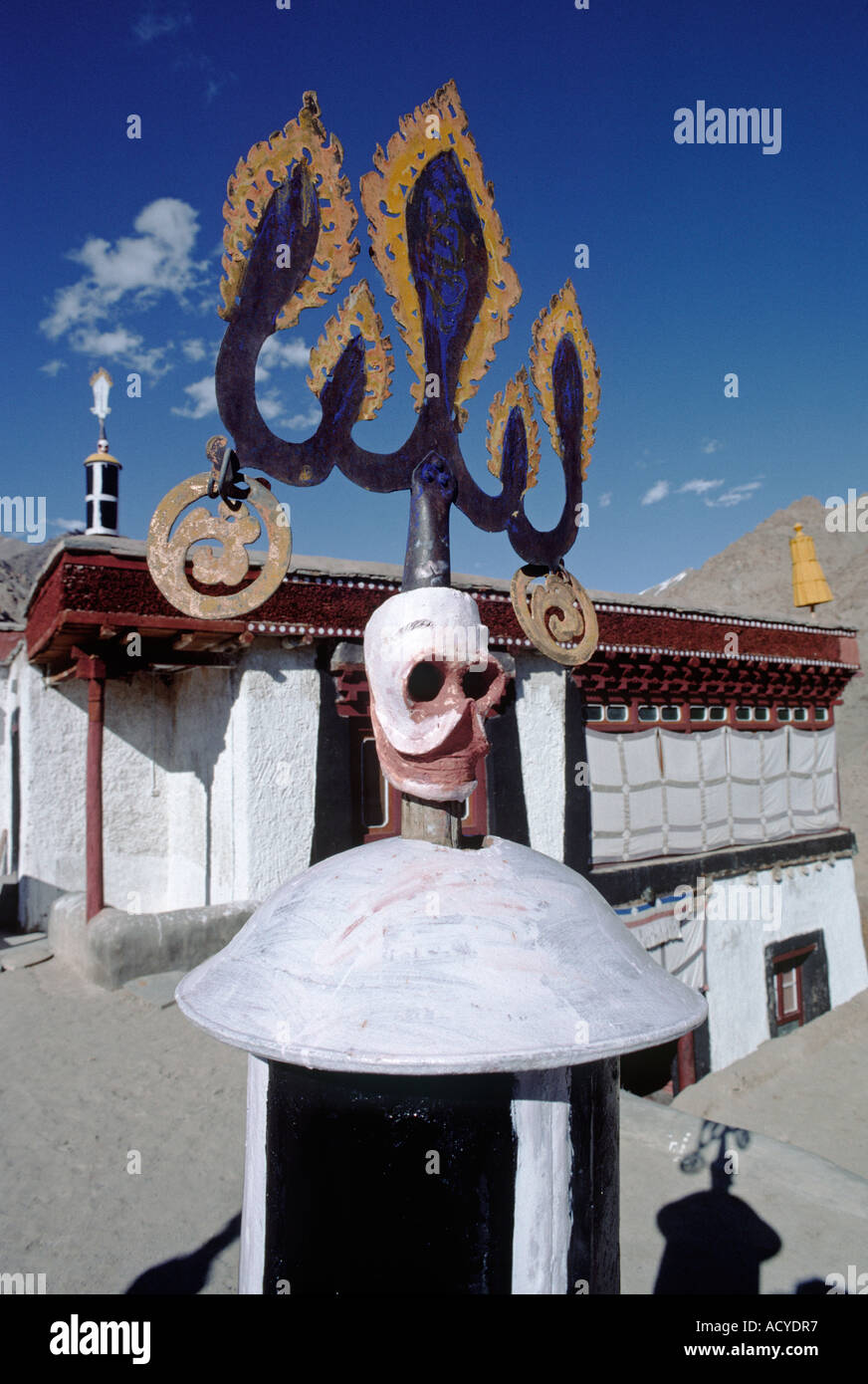 Tantric TRIDENT and SKULL symbol of detachment from worldly desire on ...