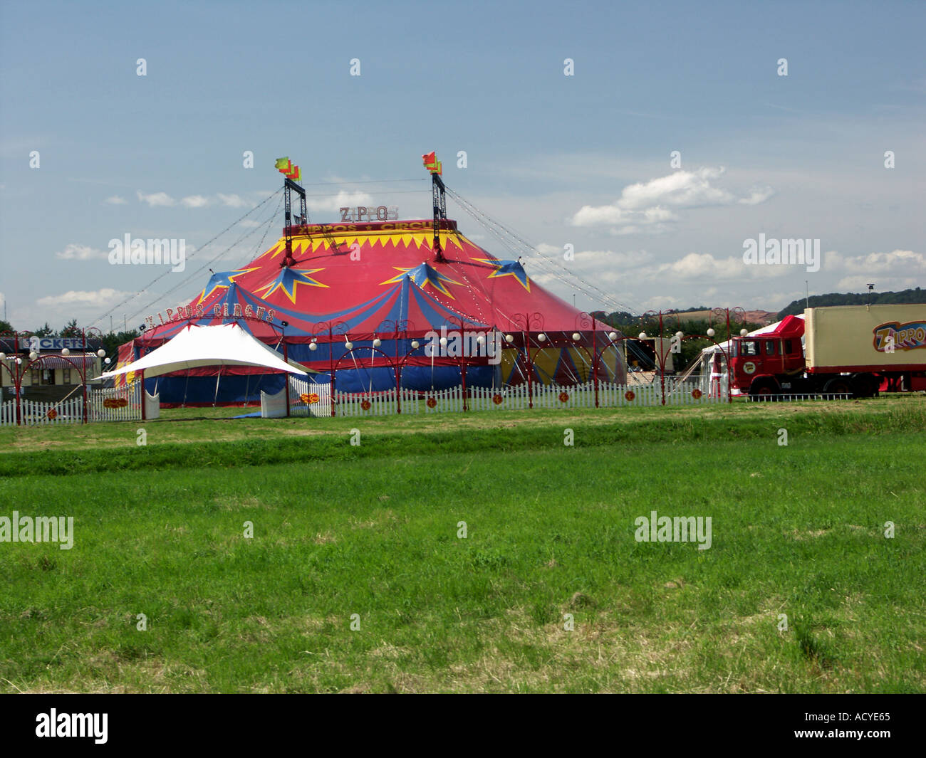 Uk Circus In Field High Resolution Stock Photography and Images - Alamy