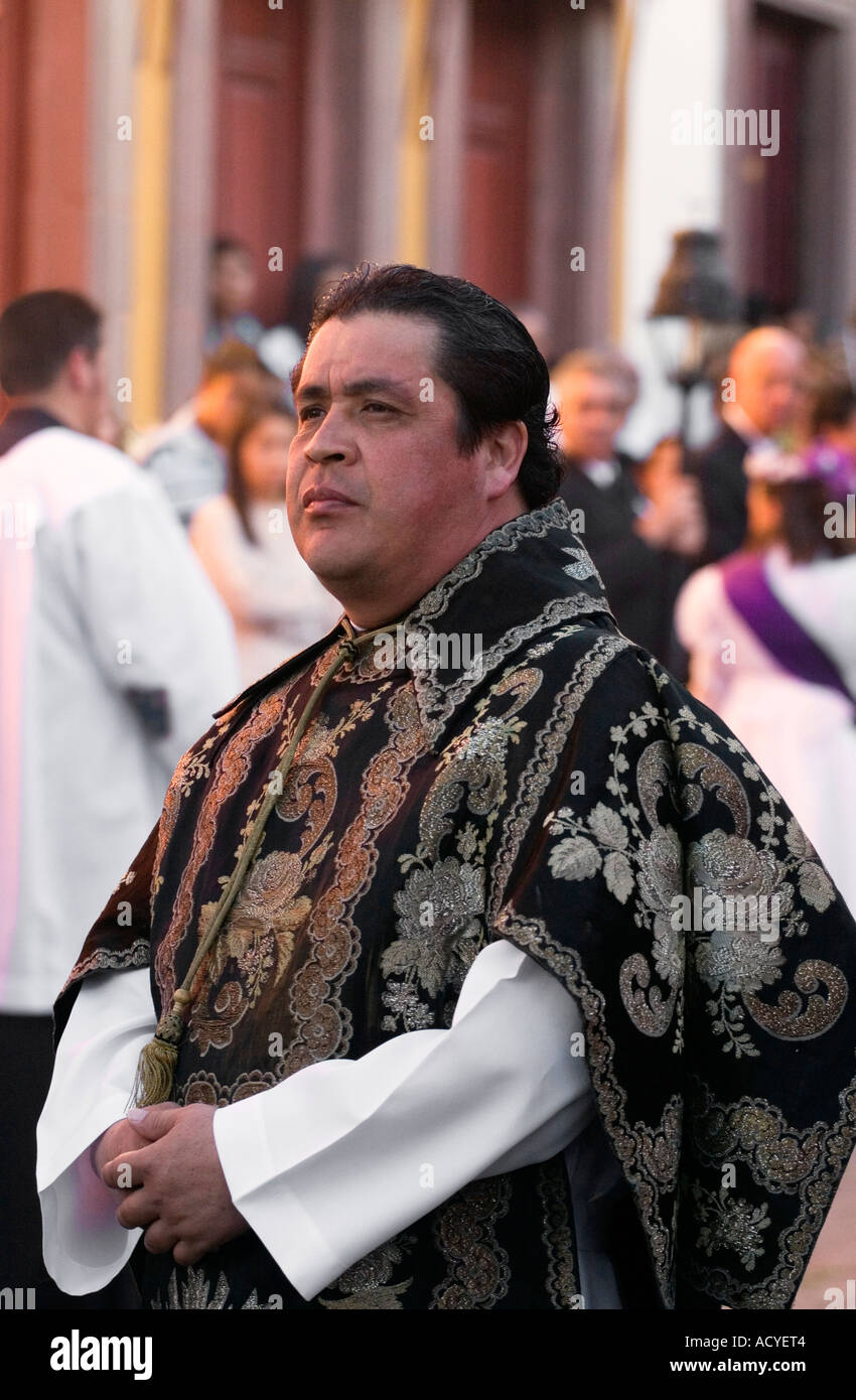 PRIEST participates in the EASTER PROCESSION from the TEMPLO DEL ...