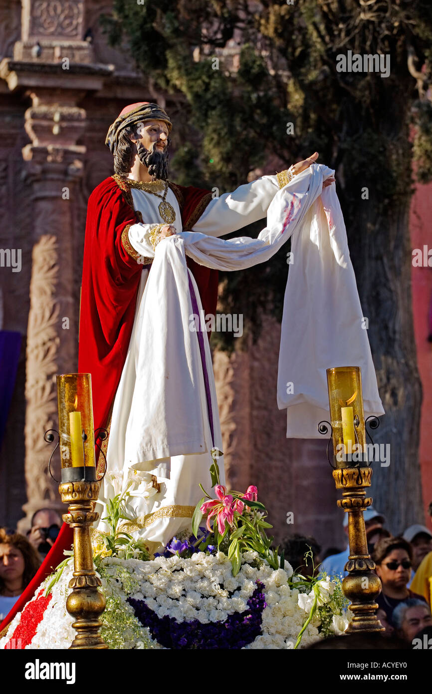 Easter mexico religious parade hi-res stock photography and images - Alamy