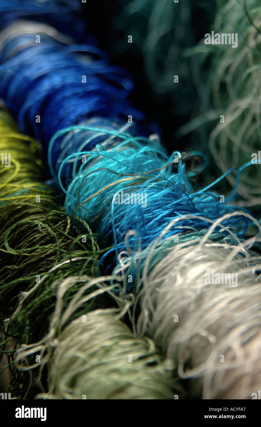 Chinese silk embroidery hi-res stock photography and images - Alamy