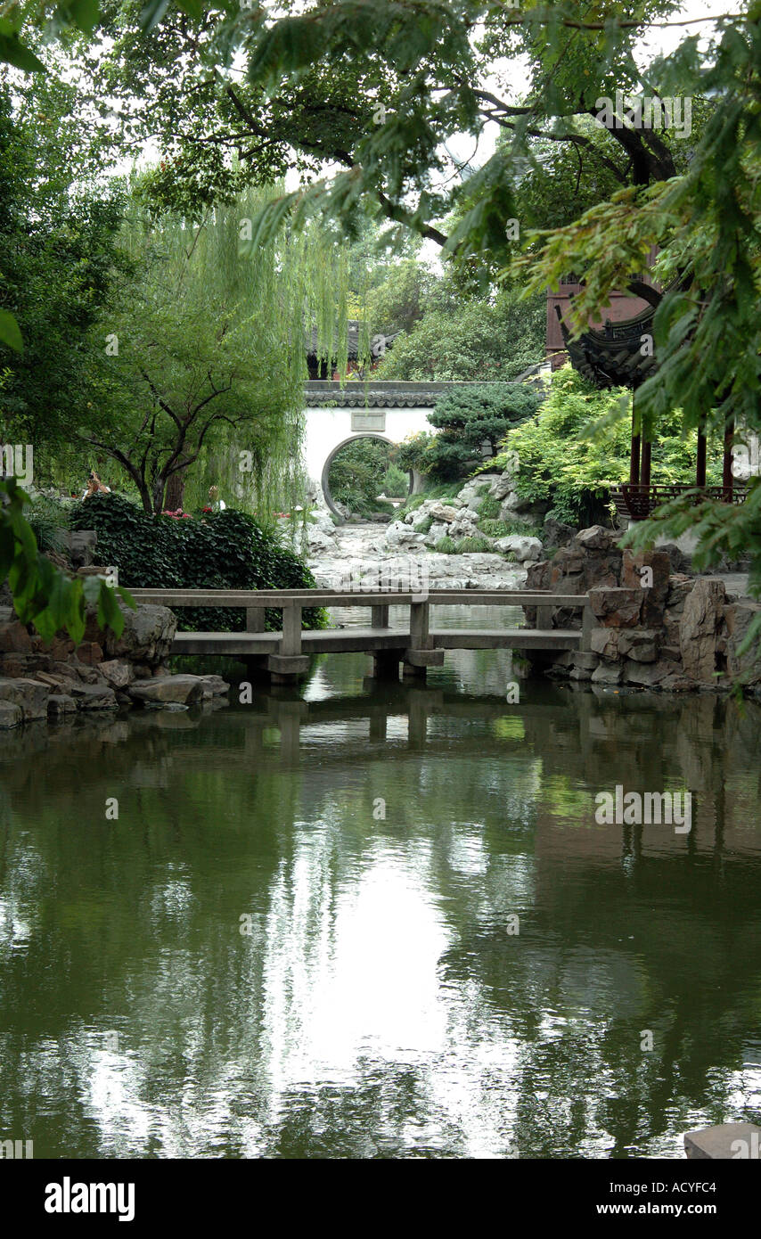 Moon Gate High Resolution Stock Photography and Images - Alamy