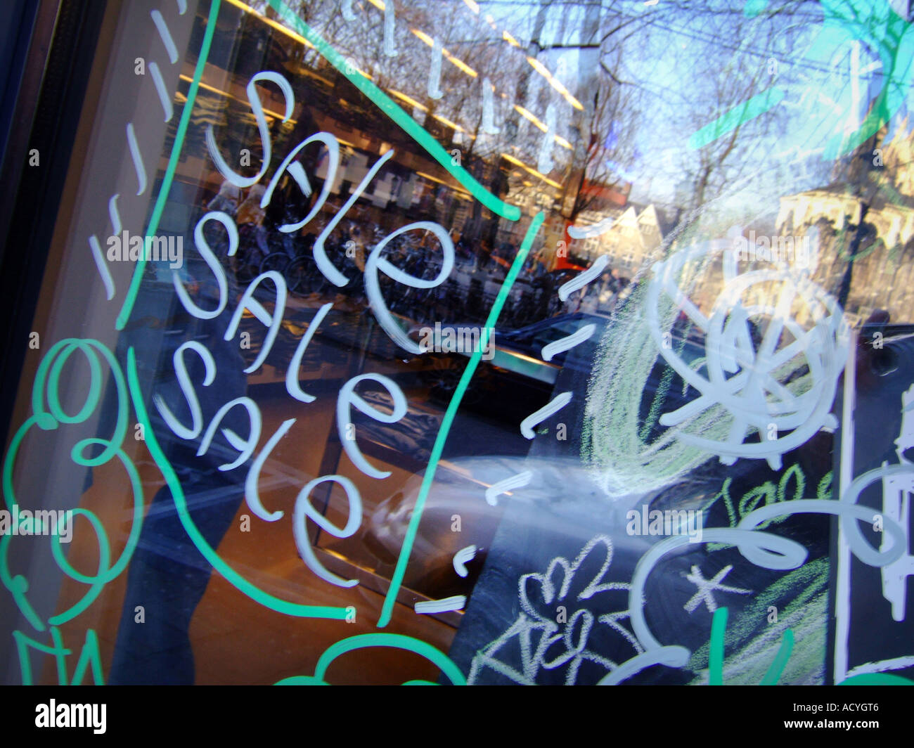 Shop window with hand written sale announcement Stock Photo - Alamy