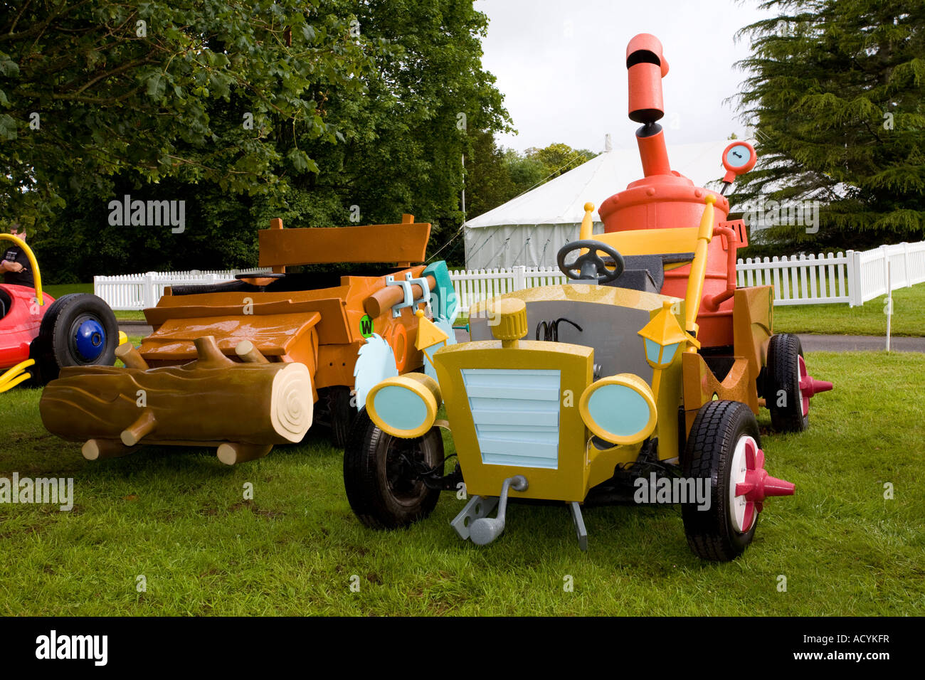 The Arkansas Chugabug and the Buzzwagon Wacky Racers at Goodwood ...